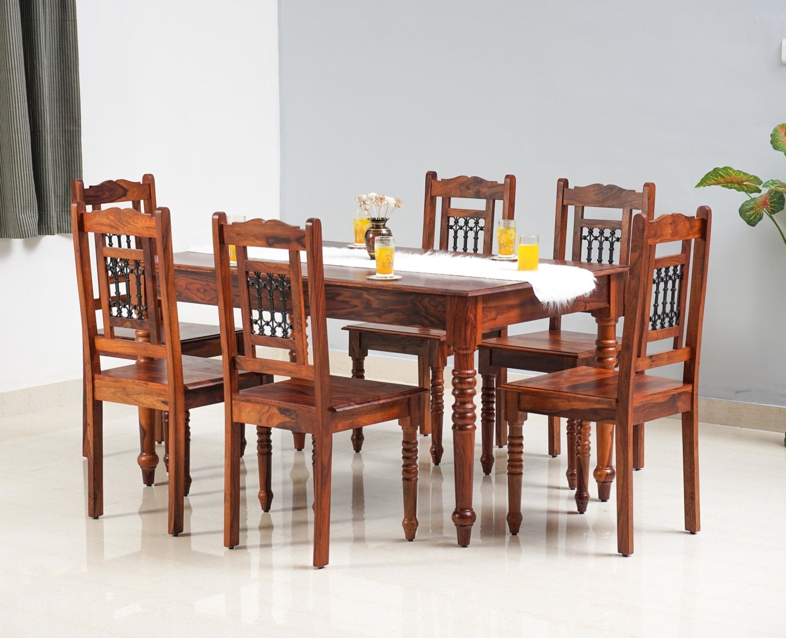 Buy Online: Upto 60% OFF 6 Seater Dining Set With 6 Chairs