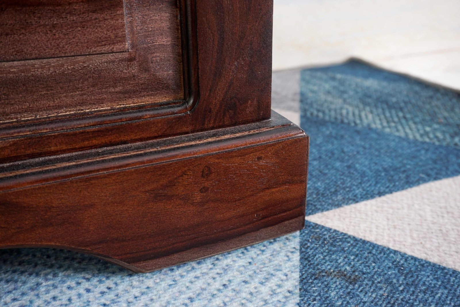 Buy Online Sweden Sheesham Wood Trunk Box