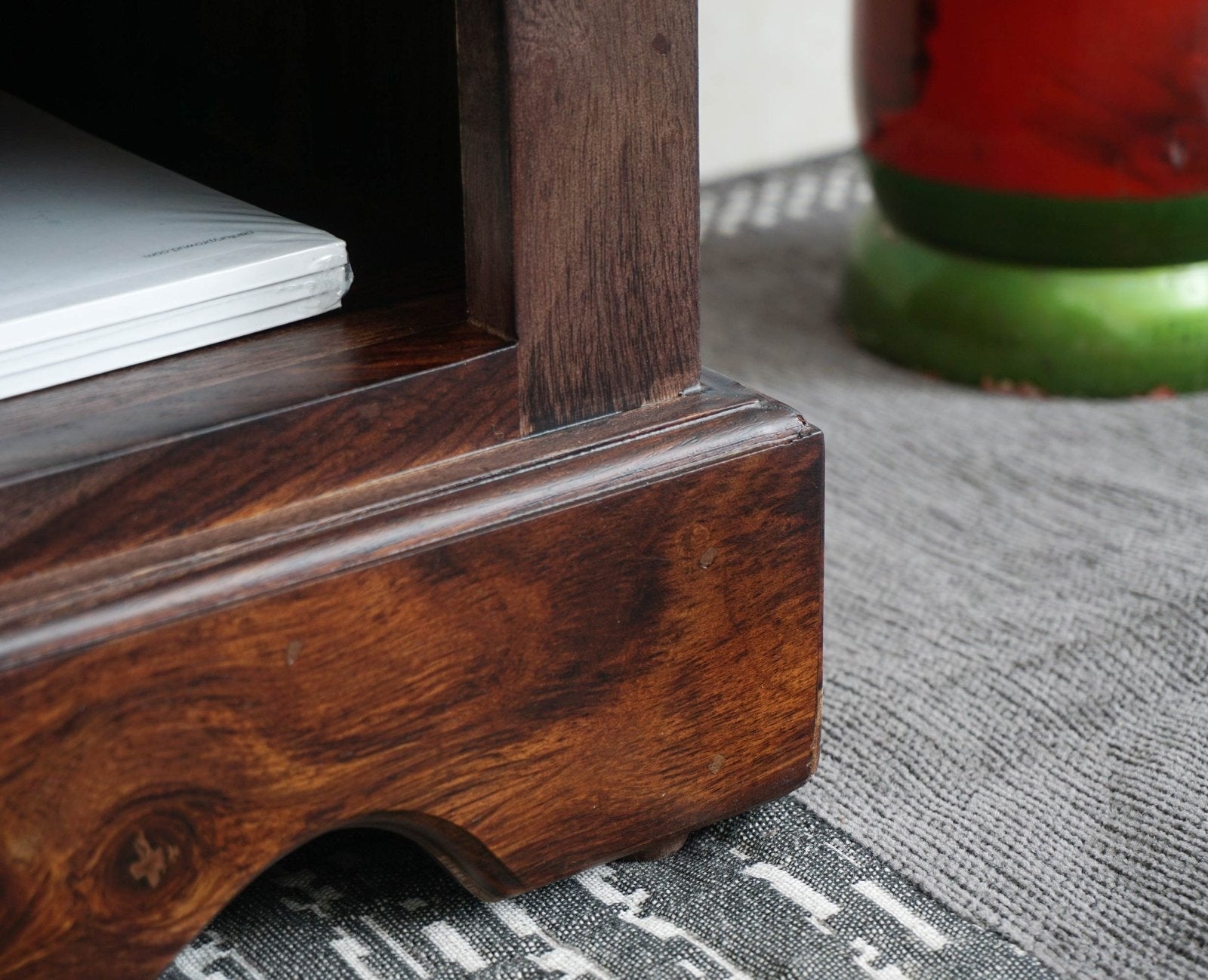 Sweden Solid Wood Bedside Table