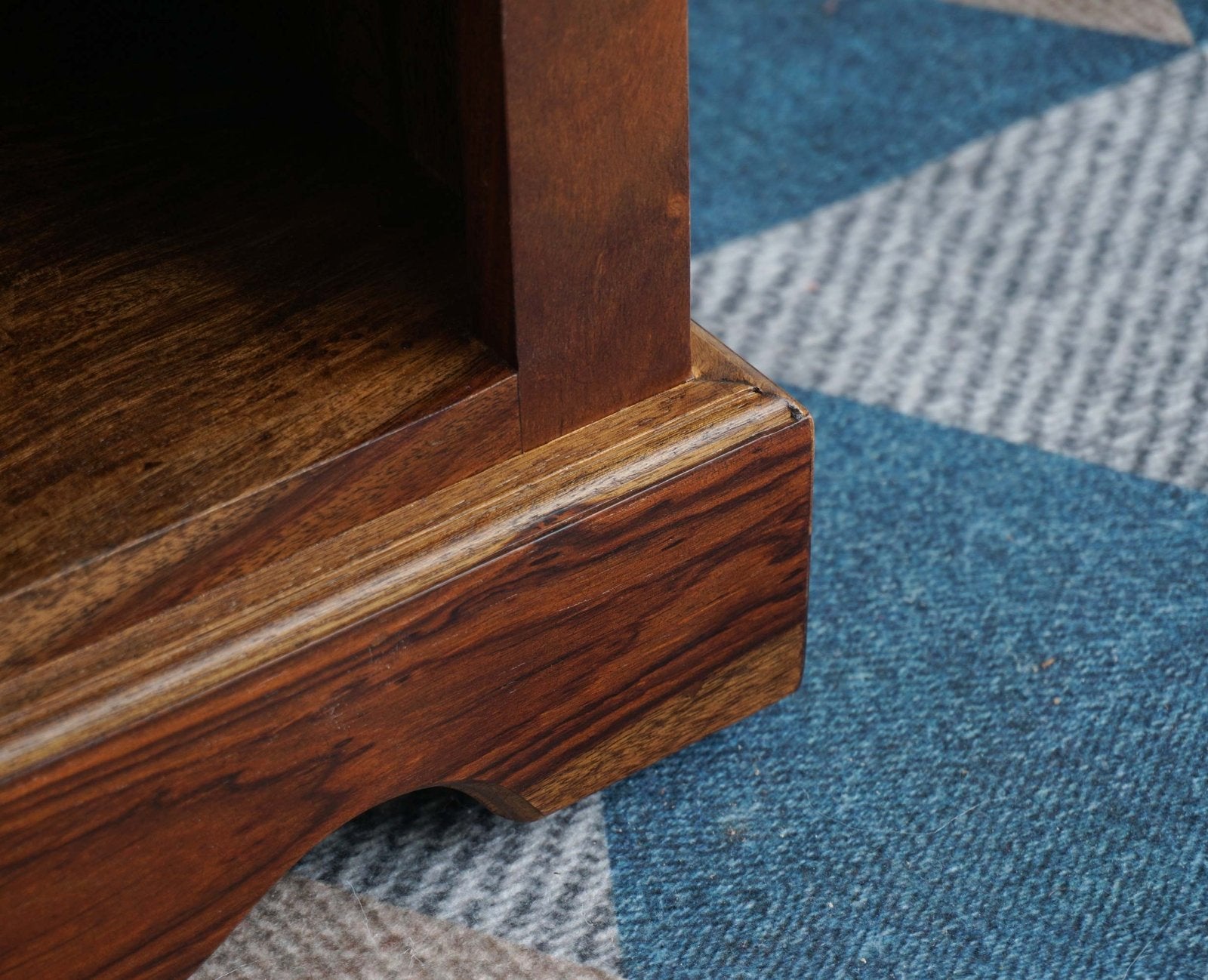 Sweden Solid Wood Bedside Table