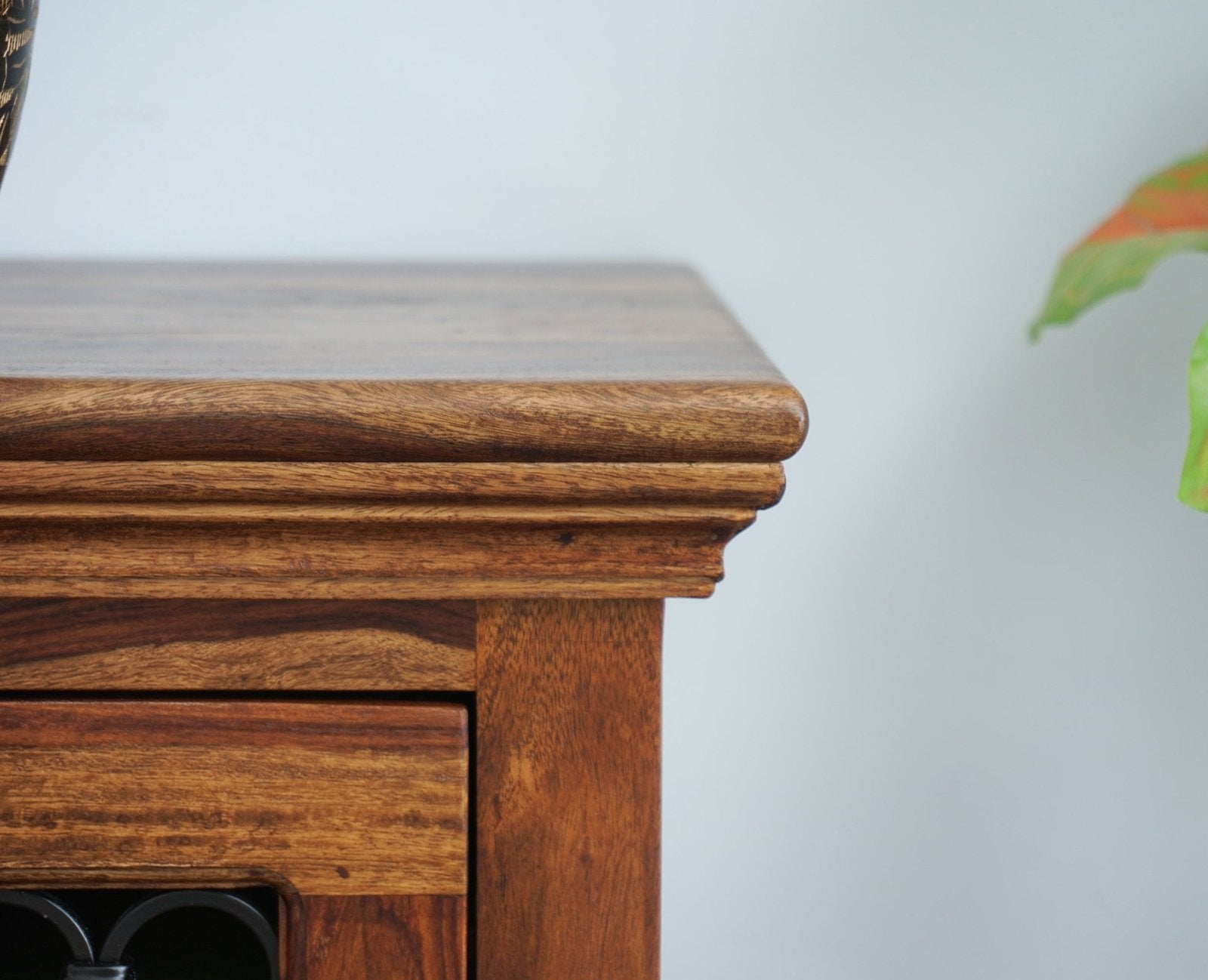 Sweden Solid Wood Bedside Table